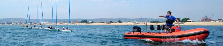 Dinghy sailing – Buzz Active